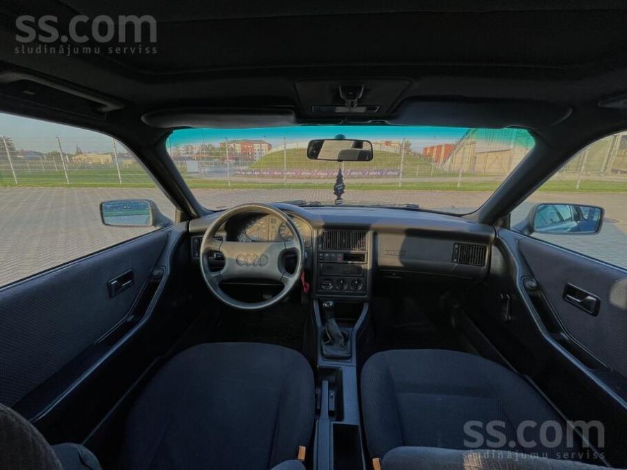 Melns Audi 80 1992 Valmiera, ar dzinēja tilpumu 2.00 L un nobraukumu 307 tūkst. km par 2800 €, foto 3 vietnē AUTOMOTO.COM.LV