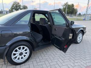 Melns Audi 80 1992 Valmiera, ar dzinēja tilpumu 2.00 L un nobraukumu 307 tūkst. km par 2800 €, foto 7 vietnē AUTOMOTO.COM.LV
