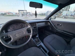 Melns Audi 80 1992 Valmiera, ar dzinēja tilpumu 2.00 L un nobraukumu 307 tūkst. km par 2800 €, foto 12 vietnē AUTOMOTO.COM.LV