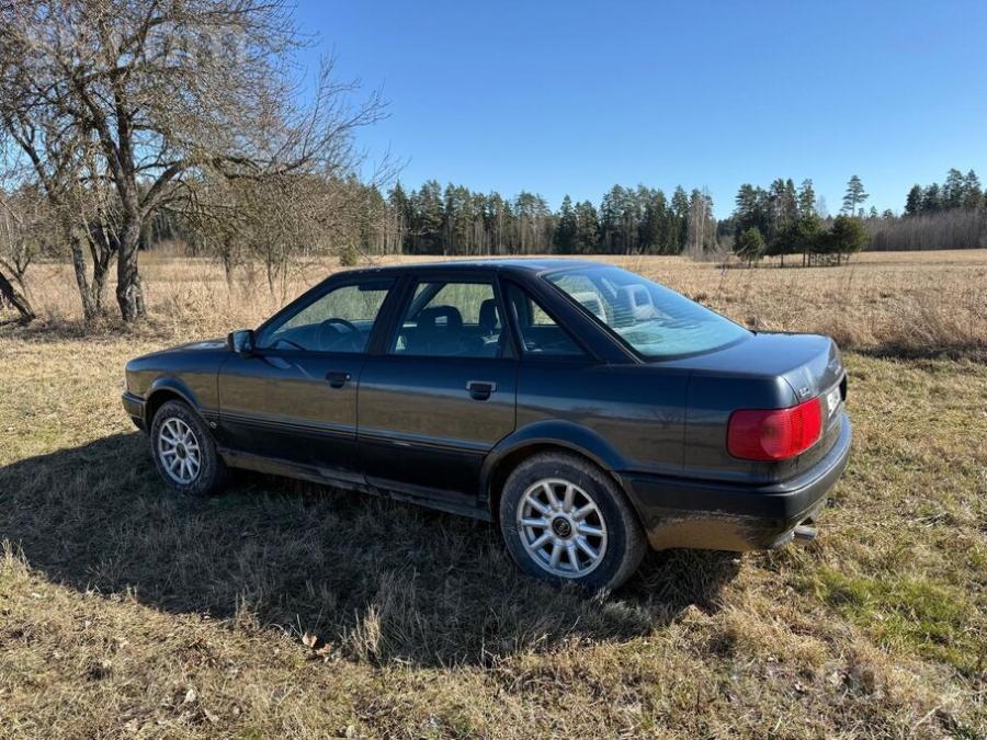 Melns Audi 80 1994 Preiļi, ar dzinēja tilpumu 2.00 L un nobraukumu 223 tūkst. km par 950 €, foto 2 vietnē AUTOMOTO.COM.LV