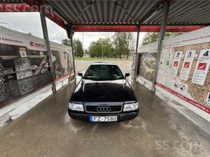 Черный Ауди 80 1994 в Рига, объемом двигателя 2.00 л и пробегом 390 тыс. км за 980 €, фото 4 на AUTOMOTO.COM.LV