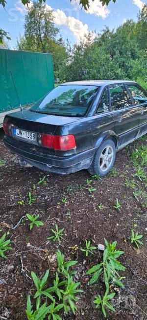 Melns Audi 80 1994 Talsi, ar dzinēja tilpumu 1.90 L un nobraukumu 450 tūkst. km par 500 €, foto 4 vietnē AUTOMOTO.COM.LV