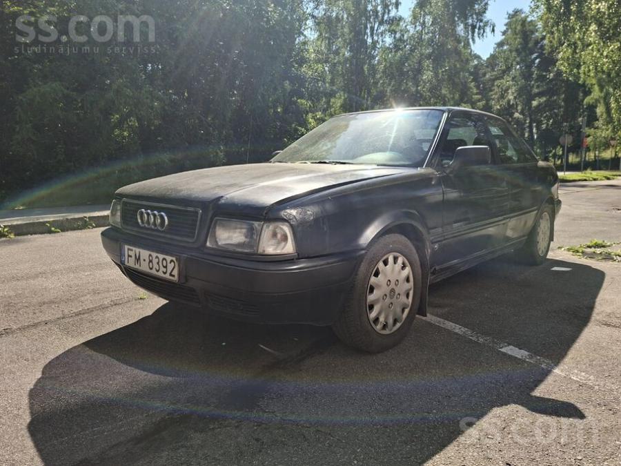 Black Audi 80 1994 in Riga, with an engine capacity of 1.90 L and mileage of 480 thousand km for 500 €, photo 5 on AUTOMOTO.COM.LV