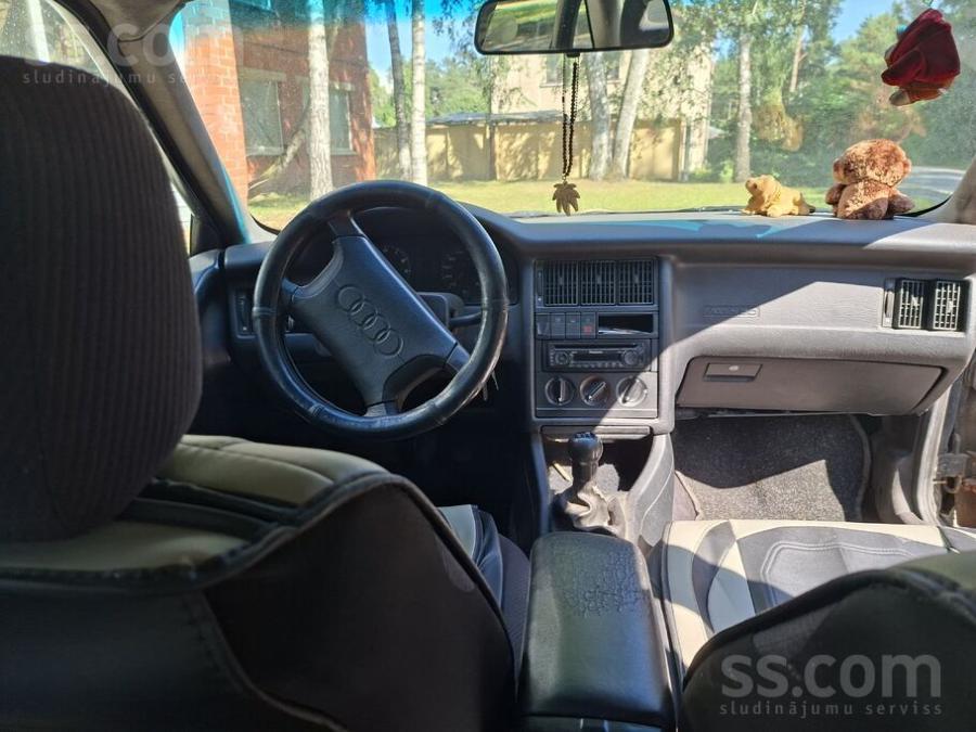 Black Audi 80 1994 in Riga, with an engine capacity of 1.90 L and mileage of 480 thousand km for 500 €, photo 9 on AUTOMOTO.COM.LV
