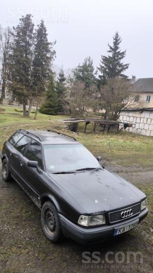 Melns Audi 80 1992 Jelgava, ar dzinēja tilpumu 1.90 L un nobraukumu 500 tūkst. km par 550 €, foto  vietnē AUTOMOTO.COM.LV