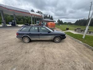 Black Audi 80 1993 in Madona, with an engine capacity of 2.00 L and mileage of 435 thousand km for 450 €, photo 3 on AUTOMOTO.COM.LV