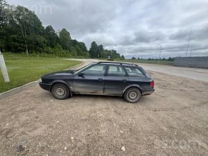 Black Audi 80 1993 in Madona, with an engine capacity of 2.00 L and mileage of 435 thousand km for 450 €, photo 4 on AUTOMOTO.COM.LV