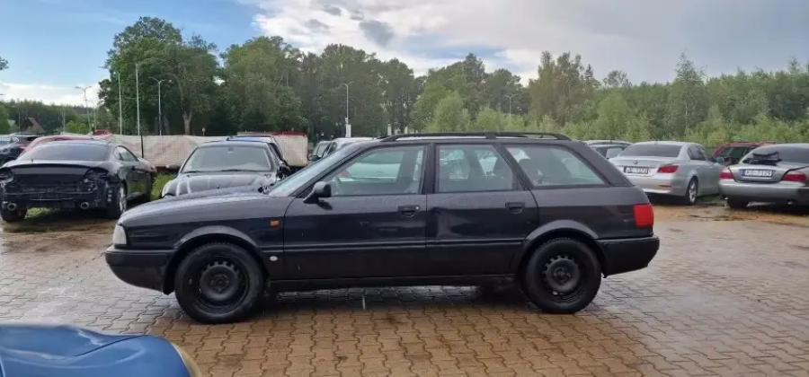 Melns Audi 80 1993 Valmiera, ar dzinēja tilpumu 0.00 L un nobraukumu 393 tūkst. km par 800 €, foto 7 vietnē AUTOMOTO.COM.LV