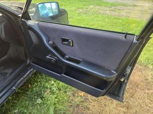 Black Audi 80 1993 in Siauliai, with an engine capacity of 1.98 L and mileage of 310 thousand km for 600 €, photo 32 on AUTOMOTO.COM.LV
