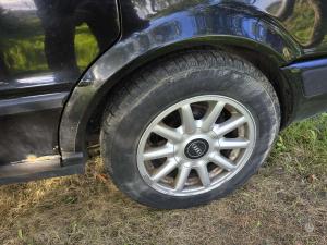 Black Audi 80 1993 in Siauliai, with an engine capacity of 1.98 L and mileage of 310 thousand km for 600 €, photo 42 on AUTOMOTO.COM.LV