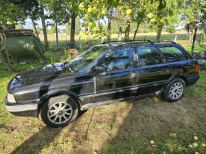 Black Audi 80 1993 in Siauliai, with an engine capacity of 1.98 L and mileage of 310 thousand km for 600 €, photo 51 on AUTOMOTO.COM.LV