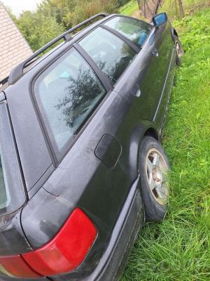 Black Audi 80 1993 in Rezekne, with an engine capacity of 2.00 L and mileage of 276 thousand km for 1000 €, photo  on AUTOMOTO.COM.LV