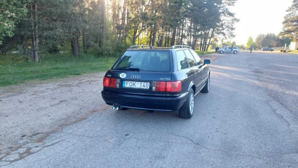 Black Audi 80 1994 in Kaunas, with an engine capacity of 1.90 L and mileage of 280 thousand km for 1650 €, photo 4 on AUTOMOTO.COM.LV