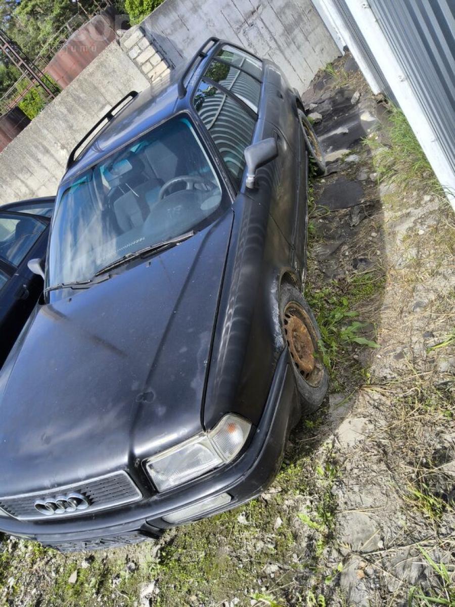 Melns Audi 80 1994 Daugavpils, ar dzinēja tilpumu 2.00 L un nobraukumu 310 tūkst. km par 350 €, foto 1 vietnē AUTOMOTO.COM.LV