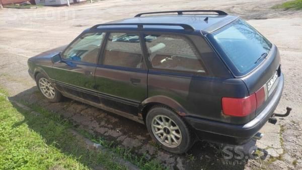 Black Audi 80 1994 in Gulbene, with an engine capacity of 2.00 L and mileage of 326 thousand km for 500 €, photo 1 on AUTOMOTO.COM.LV