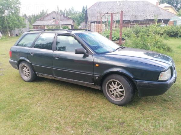 Melns Audi 80 1994 Valka, ar dzinēja tilpumu 1.90 L un nobraukumu 409 tūkst. km par 800 €, foto 3 vietnē AUTOMOTO.COM.LV
