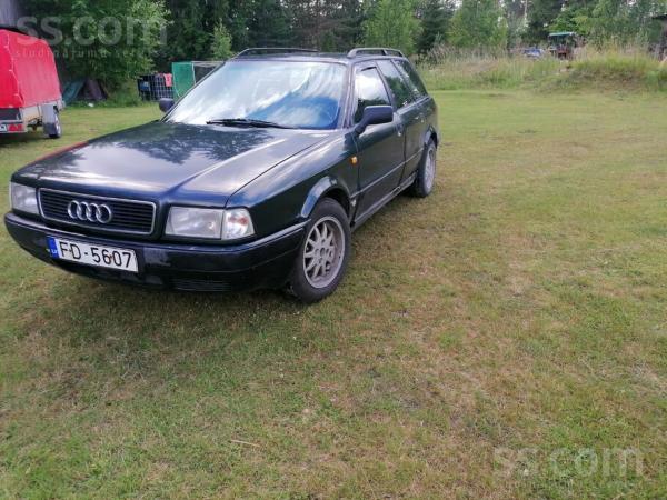Melns Audi 80 1994 Valka, ar dzinēja tilpumu 1.90 L un nobraukumu 409 tūkst. km par 800 €, foto 4 vietnē AUTOMOTO.COM.LV