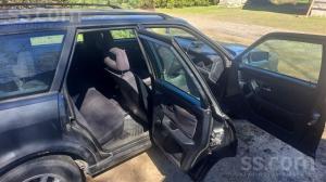 Melns Audi 80 1995 Rīga, ar dzinēja tilpumu 1.90 L un nobraukumu 450 tūkst. km par 550 €, foto 7 vietnē AUTOMOTO.COM.LV