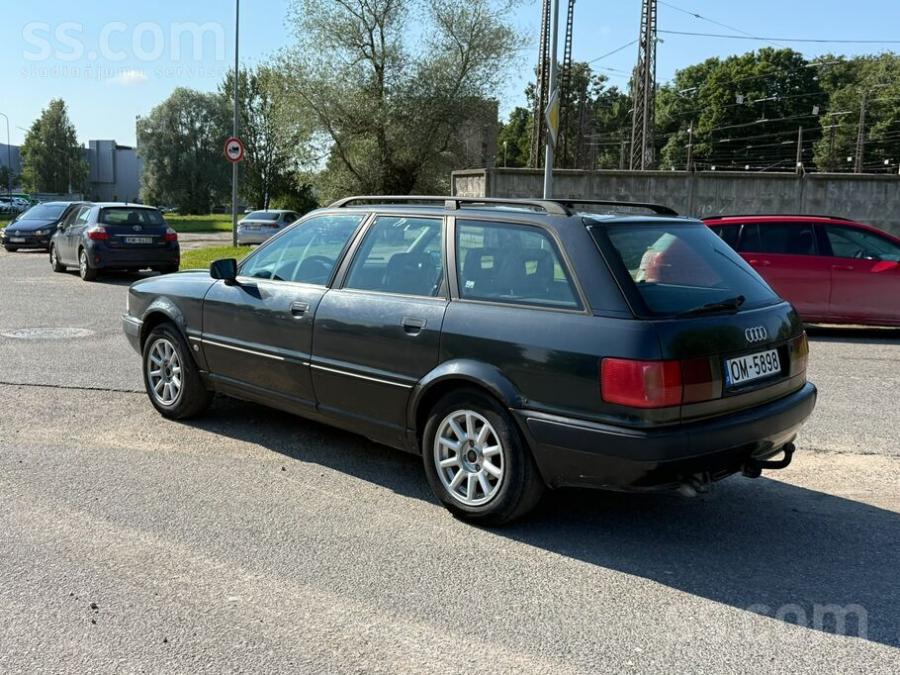 Черный Ауди 80 1995 в Рига, объемом двигателя 1.90 л и пробегом 295 тыс. км за 750 €, фото 5 на AUTOMOTO.COM.LV