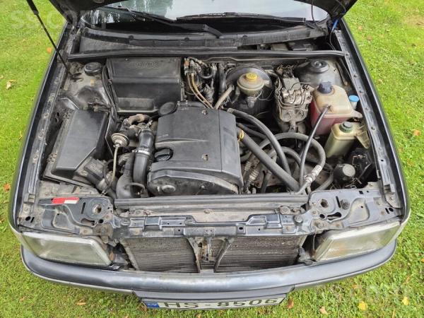 Melns Audi 80 1995 Balvi, ar dzinēja tilpumu 1.90 L un nobraukumu 367 tūkst. km par 1850 €, foto 5 vietnē AUTOMOTO.COM.LV
