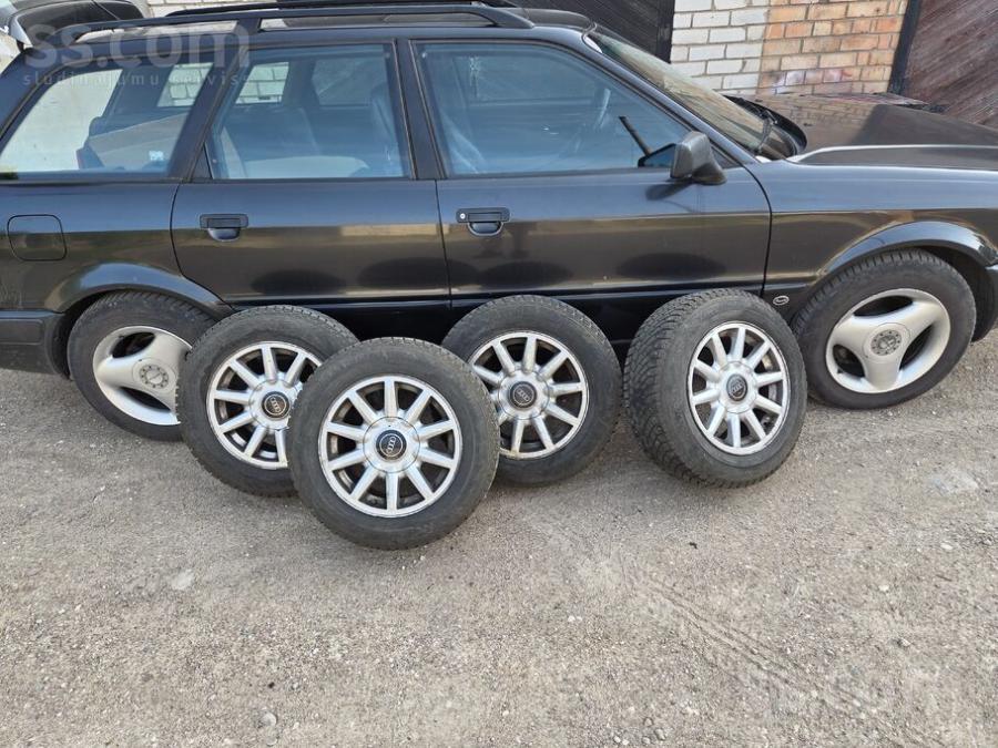 Black Audi 80 1995 in Balvi, with an engine capacity of 1.90 L and mileage of 367 thousand km for 1850 €, photo 8 on AUTOMOTO.COM.LV