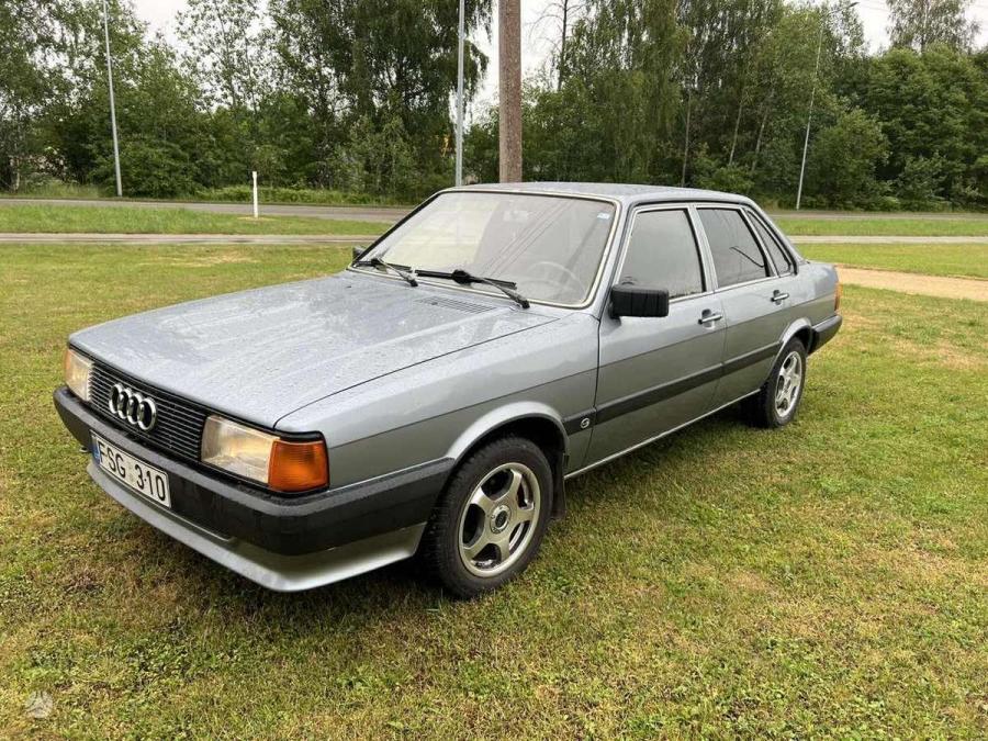 Blue Audi 80 1986 in Siauliai, with an engine capacity of 1.78 L and mileage of 233 thousand km for 3500 €, photo 3 on AUTOMOTO.COM.LV