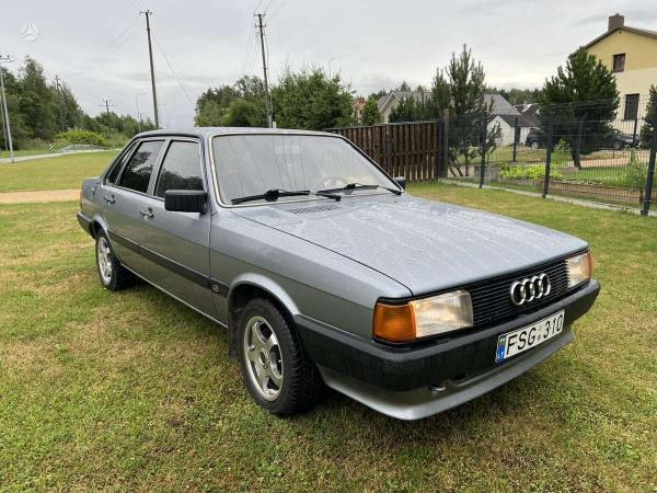 Blue Audi 80 1986 in Siauliai, with an engine capacity of 1.78 L and mileage of 233 thousand km for 3500 €, photo 3 on AUTOMOTO.COM.LV