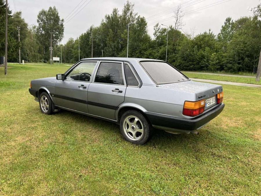 Blue Audi 80 1986 in Siauliai, with an engine capacity of 1.78 L and mileage of 233 thousand km for 3500 €, photo 5 on AUTOMOTO.COM.LV