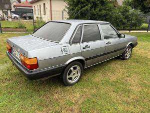 Blue Audi 80 1986 in Siauliai, with an engine capacity of 1.78 L and mileage of 233 thousand km for 3500 €, photo 6 on AUTOMOTO.COM.LV
