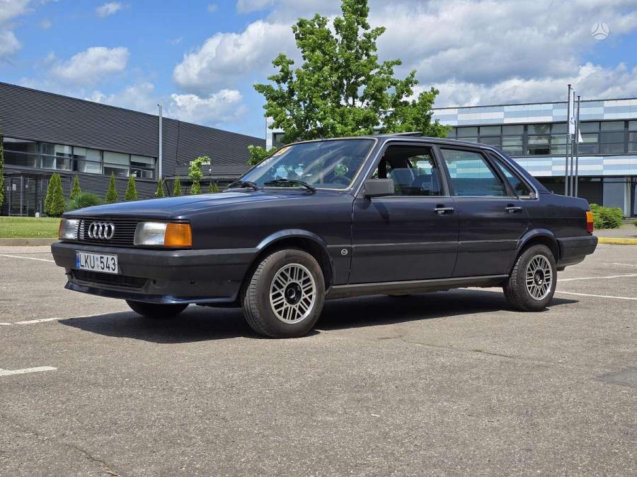 Zils Audi 80 1986 Kauņa, ar dzinēja tilpumu 1.58 L un nobraukumu 184 tūkst. km par 1500 €, foto 1 vietnē AUTOMOTO.COM.LV
