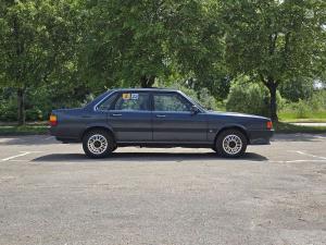 Zils Audi 80 1986 Kauņa, ar dzinēja tilpumu 1.58 L un nobraukumu 184 tūkst. km par 1500 €, foto 4 vietnē AUTOMOTO.COM.LV