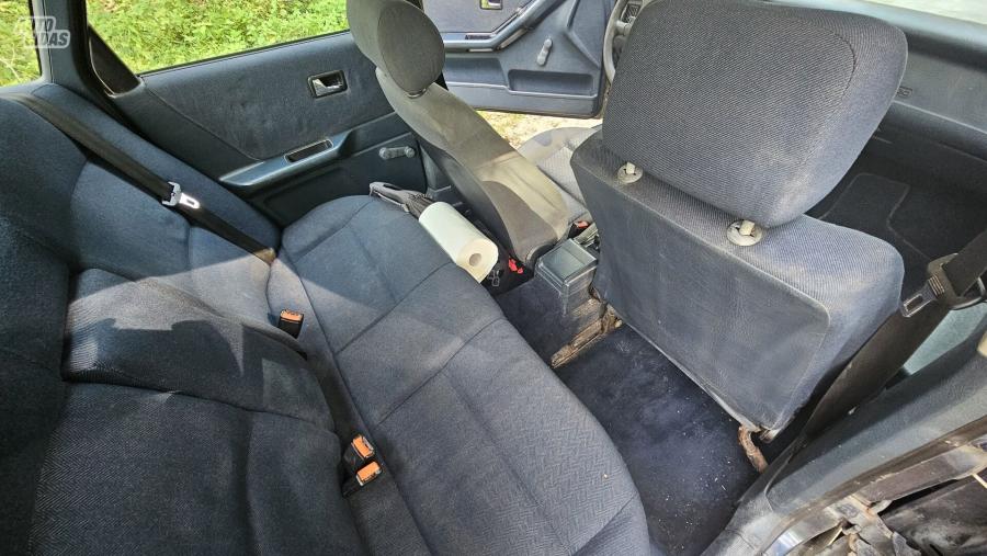Zils Audi 80 1988 Viļņa, ar dzinēja tilpumu 1.80 L un nobraukumu 298 tūkst. km par 799 €, foto 8 vietnē AUTOMOTO.COM.LV