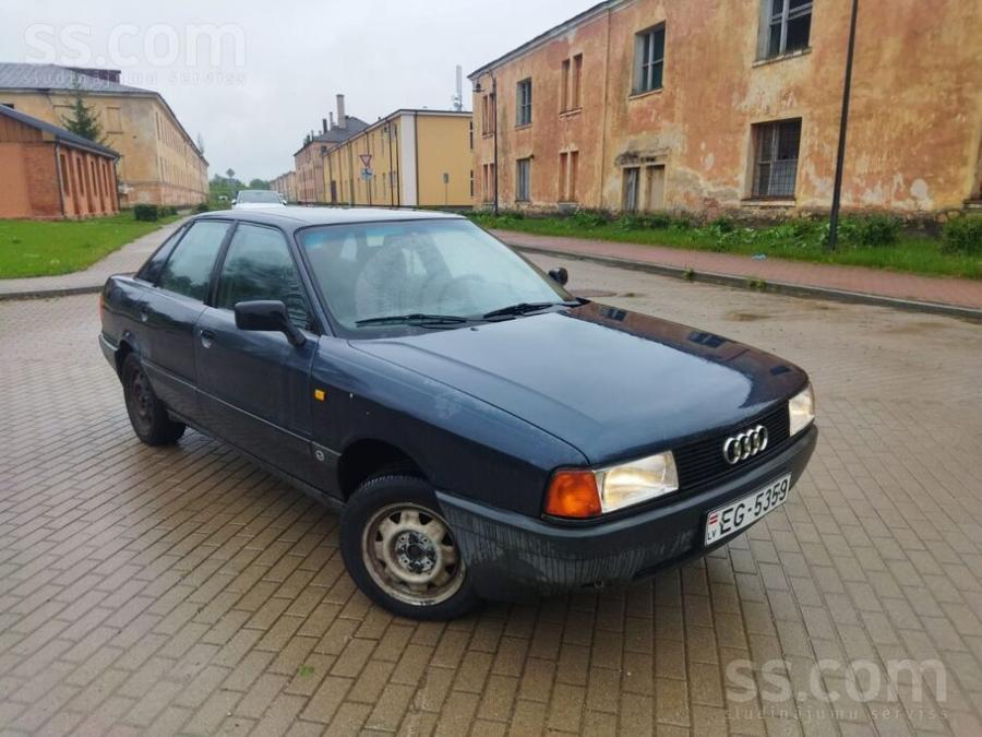 Blue Audi 80 1989 in Daugavpils, with an engine capacity of 1.60 L and mileage of 340 thousand km for 800 €, photo 7 on AUTOMOTO.COM.LV