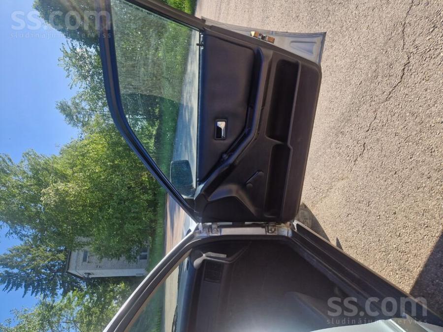 Zils Audi 80 1989 Preiļi, ar dzinēja tilpumu 1.80 L un nobraukumu 181 tūkst. km par 1100 €, foto 10 vietnē AUTOMOTO.COM.LV