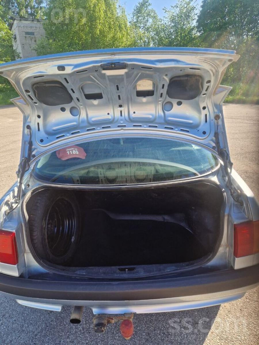 Zils Audi 80 1989 Preiļi, ar dzinēja tilpumu 1.80 L un nobraukumu 181 tūkst. km par 1100 €, foto 11 vietnē AUTOMOTO.COM.LV