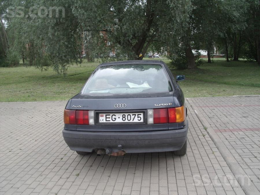 Синий Ауди 80 1990 в Елгава, объемом двигателя 1.60 л и пробегом 300 тыс. км за 700 €, фото 4 на AUTOMOTO.COM.LV