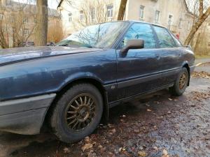 Zils Audi 80 1990 Rīga, ar dzinēja tilpumu 1.80 L un nobraukumu 268 tūkst. km par 3500 €, foto 4 vietnē AUTOMOTO.COM.LV