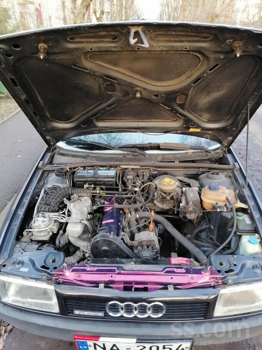 Zils Audi 80 1990 Rīga, ar dzinēja tilpumu 1.80 L un nobraukumu 268 tūkst. km par 3500 €, foto 5 vietnē AUTOMOTO.COM.LV