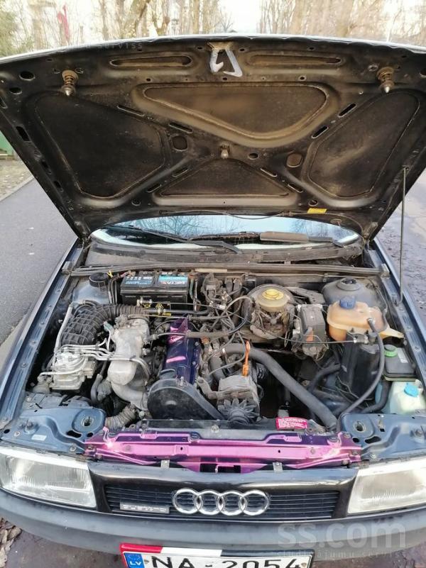 Blue Audi 80 1990 in Riga, with an engine capacity of 1.80 L and mileage of 268 thousand km for 3500 €, photo 5 on AUTOMOTO.COM.LV
