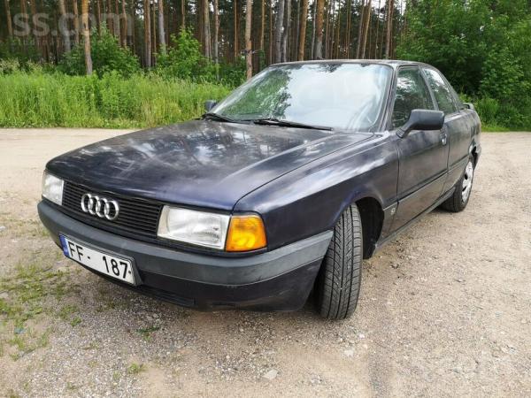 Blue Audi 80 1991 in Daugavpils, with an engine capacity of 1.80 L and mileage of 228 thousand km for 950 €, photo 1 on AUTOMOTO.COM.LV