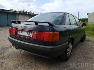 Blue Audi 80 1991 in Daugavpils, with an engine capacity of 1.80 L and mileage of 228 thousand km for 950 €, photo 5 on AUTOMOTO.COM.LV