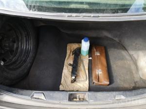 Blue Audi 80 1991 in Daugavpils, with an engine capacity of 1.80 L and mileage of 228 thousand km for 950 €, photo 12 on AUTOMOTO.COM.LV