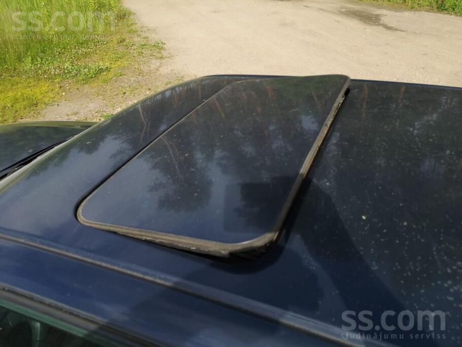 Blue Audi 80 1991 in Daugavpils, with an engine capacity of 1.80 L and mileage of 228 thousand km for 950 €, photo 13 on AUTOMOTO.COM.LV
