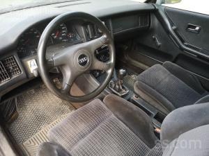 Blue Audi 80 1991 in Daugavpils, with an engine capacity of 1.80 L and mileage of 228 thousand km for 950 €, photo 18 on AUTOMOTO.COM.LV