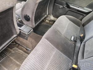 Blue Audi 80 1991 in Daugavpils, with an engine capacity of 1.80 L and mileage of 228 thousand km for 950 €, photo 19 on AUTOMOTO.COM.LV