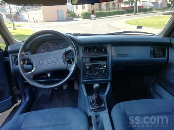 Zils Audi 80 1991 Rēzekne, ar dzinēja tilpumu 1.80 L un nobraukumu 285 tūkst. km par 650 €, foto 2 vietnē AUTOMOTO.COM.LV
