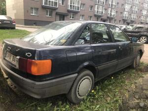 Синий Ауди 80 1991 в Алитус, объемом двигателя 1.60 л и пробегом 236 тыс. км за 900 €, фото  на AUTOMOTO.COM.LV