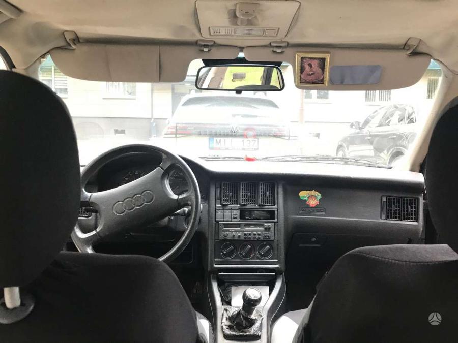 Синий Ауди 80 1991 в Алитус, объемом двигателя 1.60 л и пробегом 236 тыс. км за 900 €, фото 13 на AUTOMOTO.COM.LV