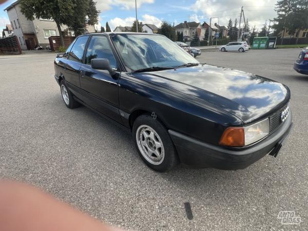 Audi 80 1991 Marijampole vietnē Zils Audi 80 1991 Marijampole, ar dzinēja tilpumu 1.80 L un nobraukumu 295 tūkst. km par 1500 €, foto 4 vietnē AUTOMOTO.COM.LV