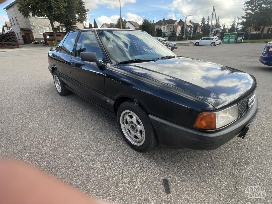 Blue Audi 80 1991 in Marijampole, with an engine capacity of 1.80 L and mileage of 295 thousand km for 1500 €, photo 4 on AUTOMOTO.COM.LV